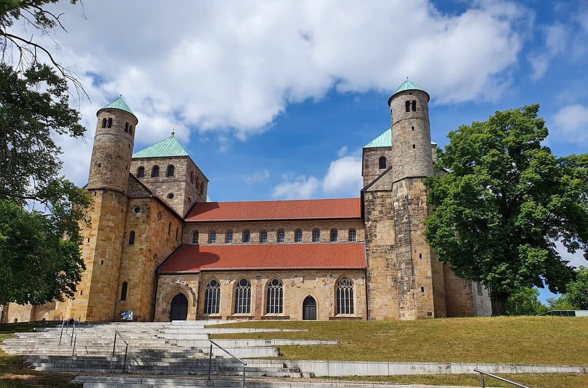 9 Hildesheim Sehenswürdigkeiten , die du dir ansehen musst